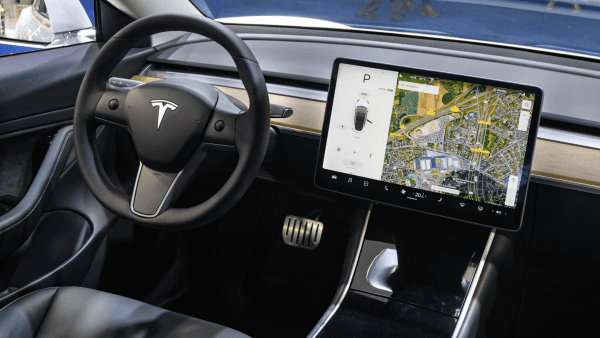 Tesla autopilot vs full self driving: How are they different and which ...