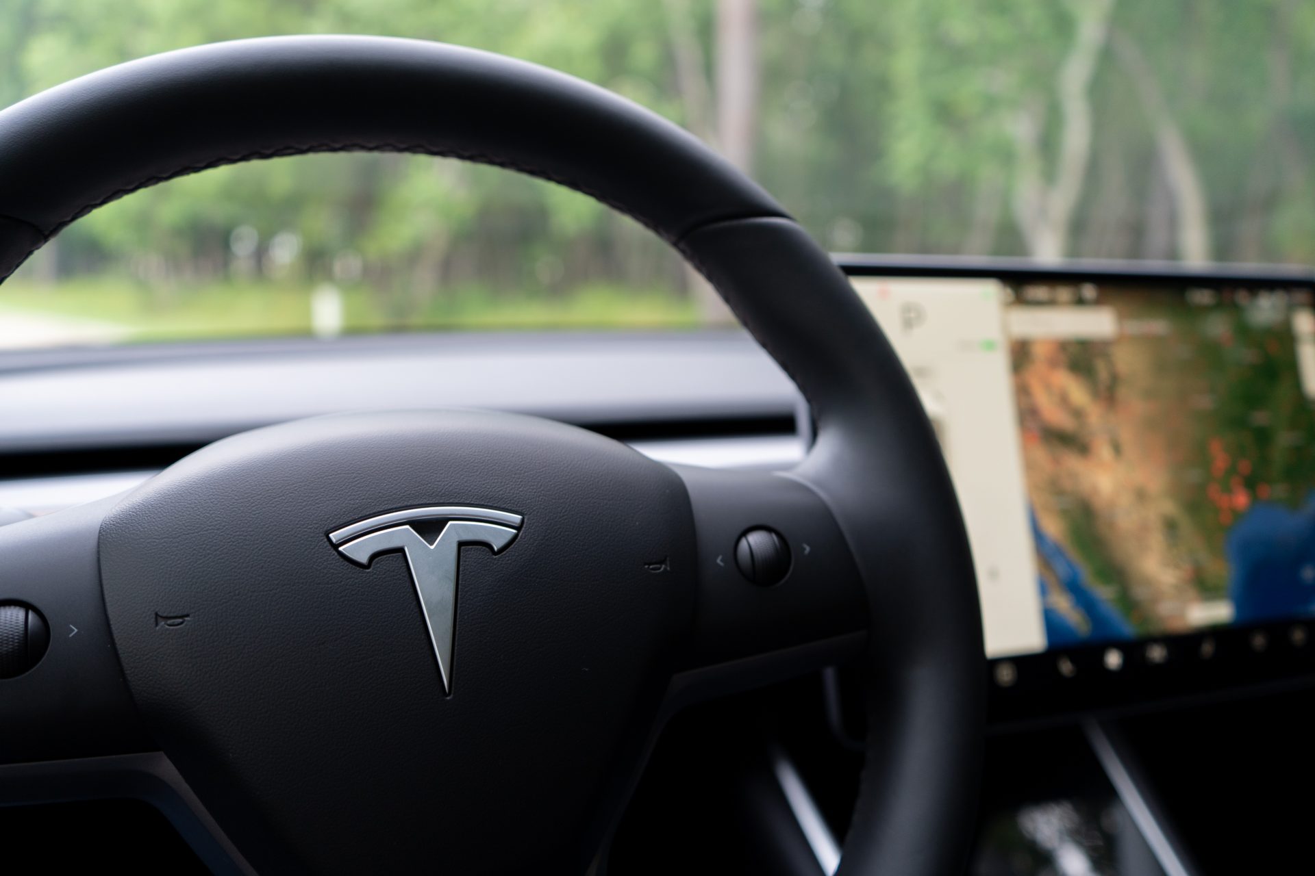 Tesla fails to dismiss California DMV claims of misleading self-driving ...