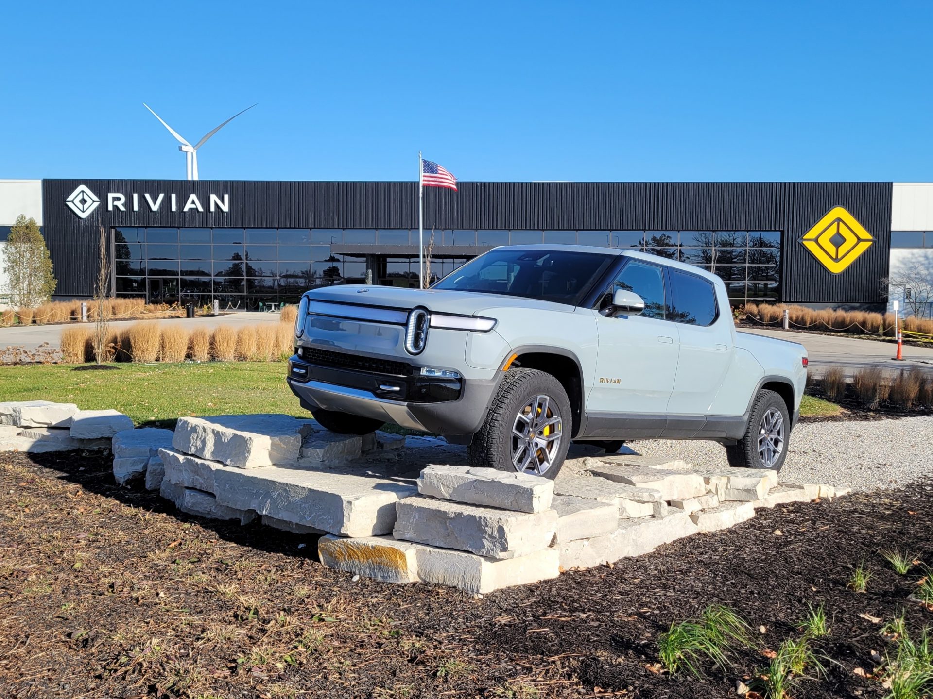 Rivian responds to Q1 sales decline with aggressive incentives for buyers