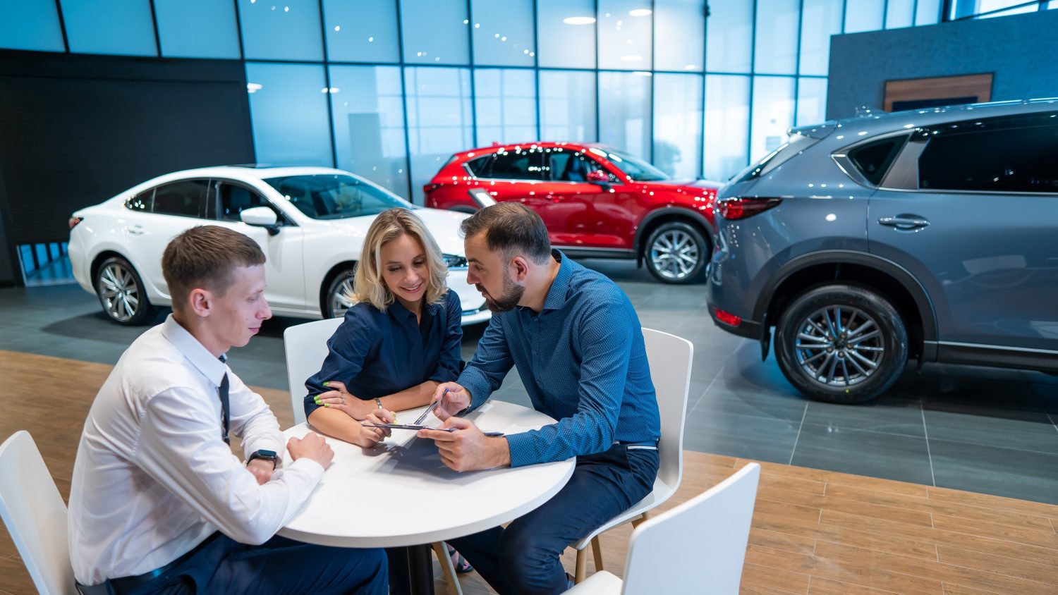 U.S. new-vehicle inventory slips in June while prices continue to rise