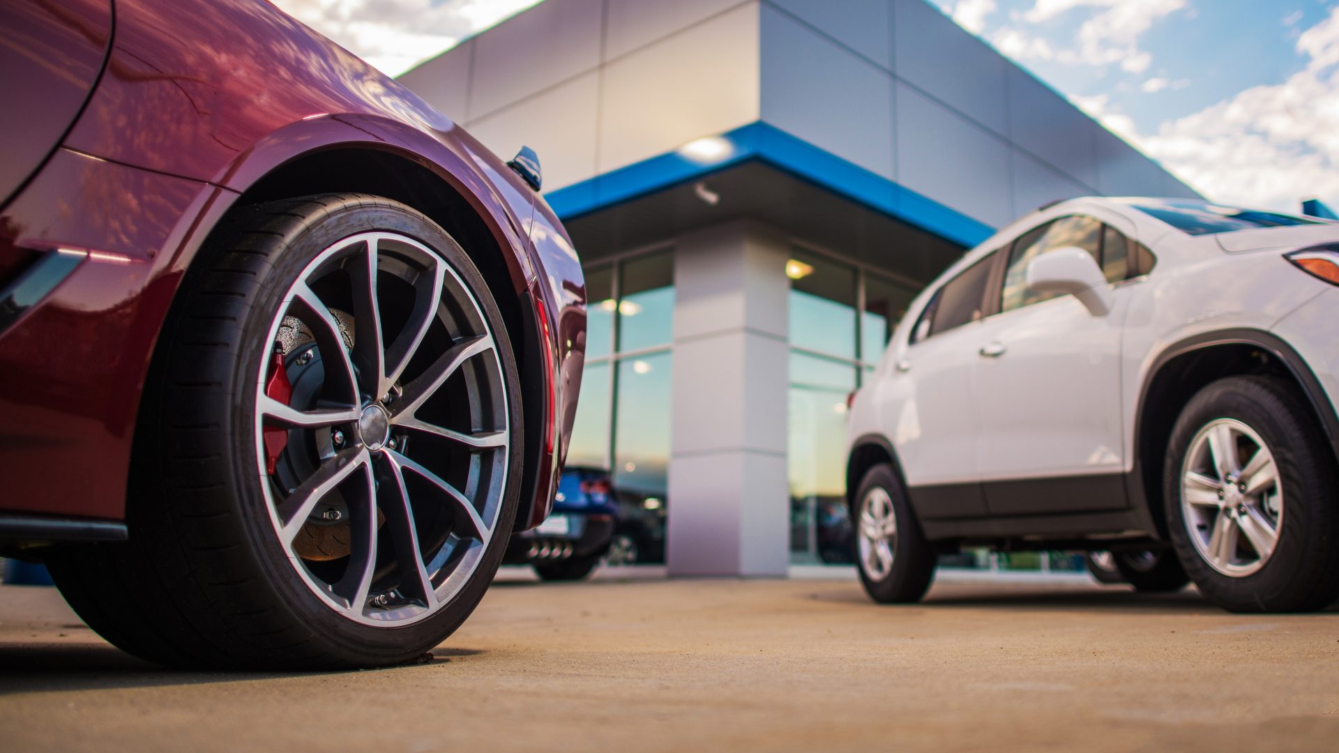 August auto sales show mixed results across brands