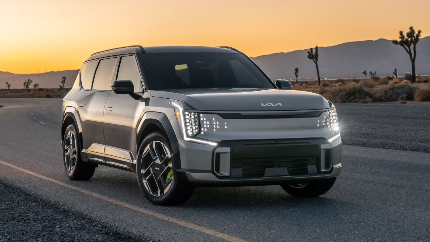 Cars.com names top electric vehicles for 2025 and 2026