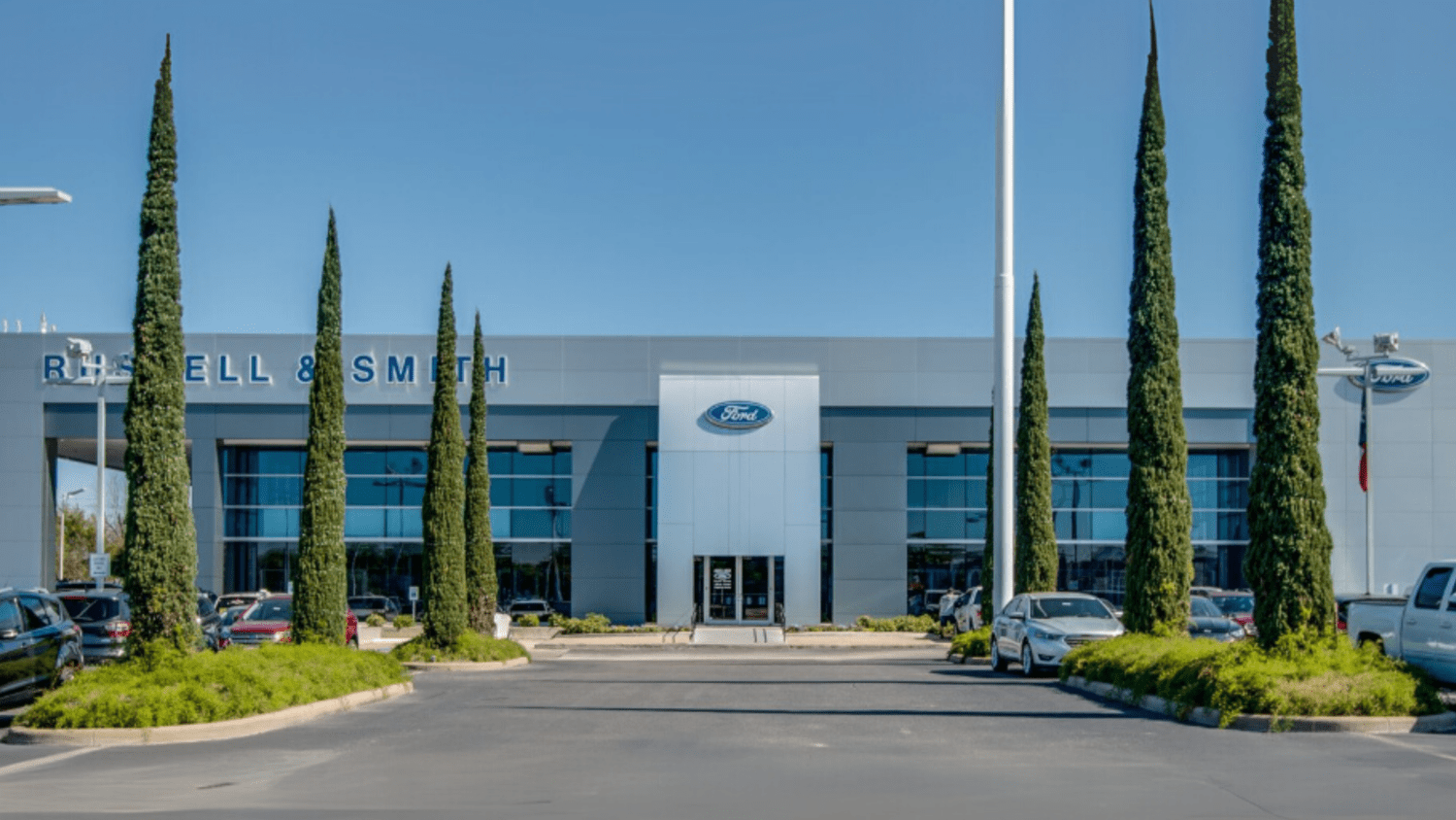 Doggett Automotive Acquires Russell & Smith