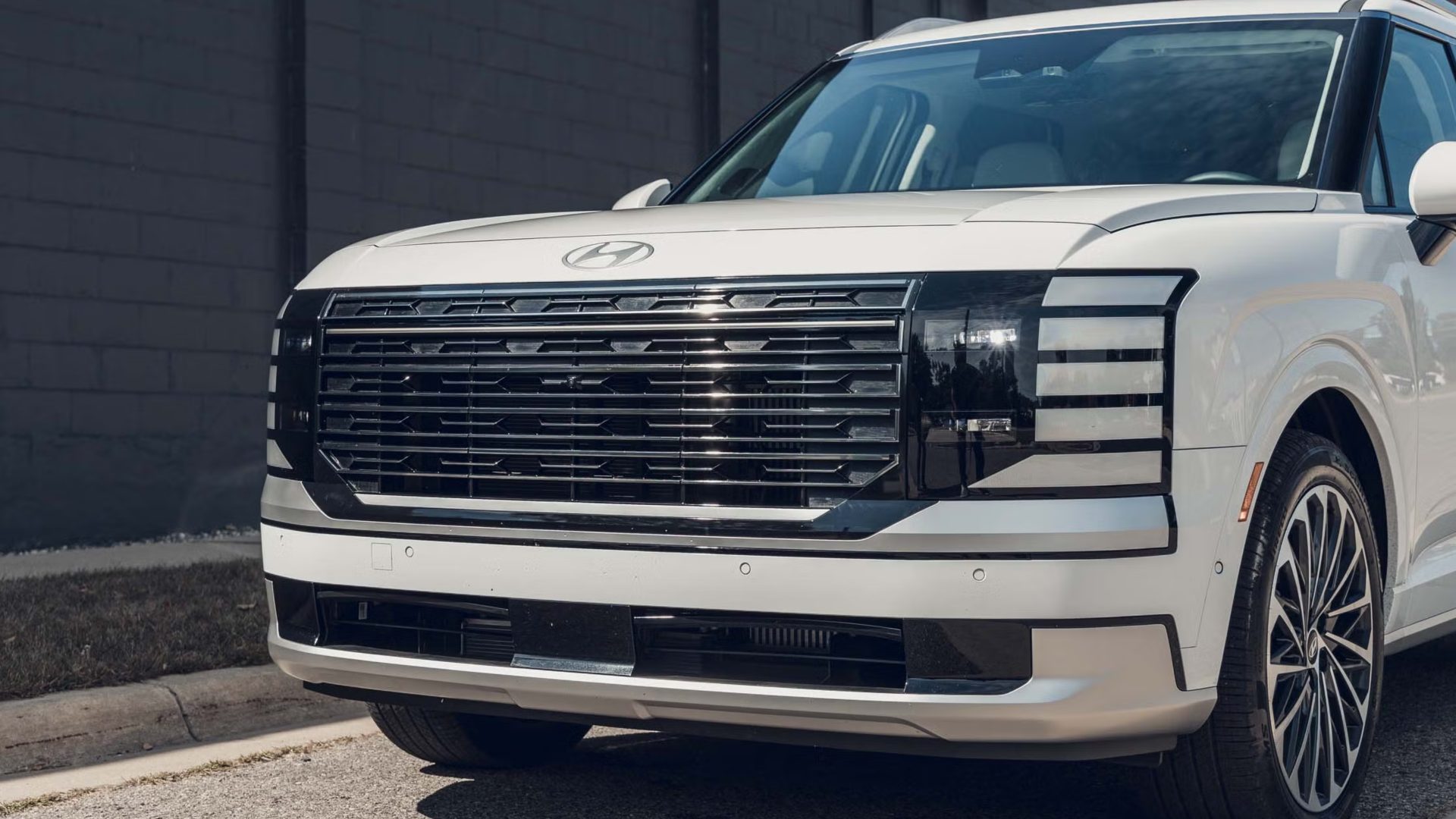 Hyundai launches 2026 Palisade hybrid to strengthen global market position